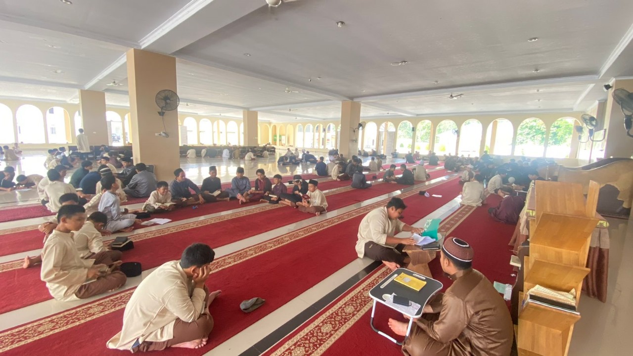 Al-madania
